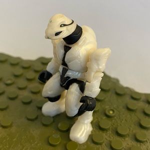 Mega Bloks | Toys | Halo Mega Bloks Covenant White Elite Commando Mini ...